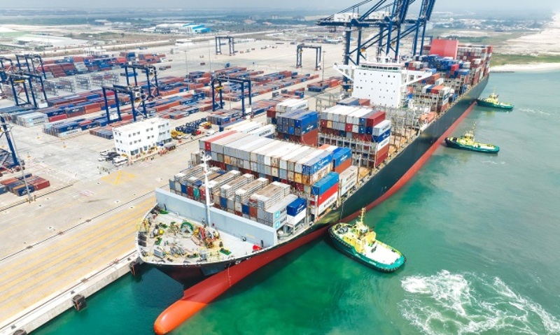 Lekki Deep Seaport welcomes largest container ship to ever sail on ...