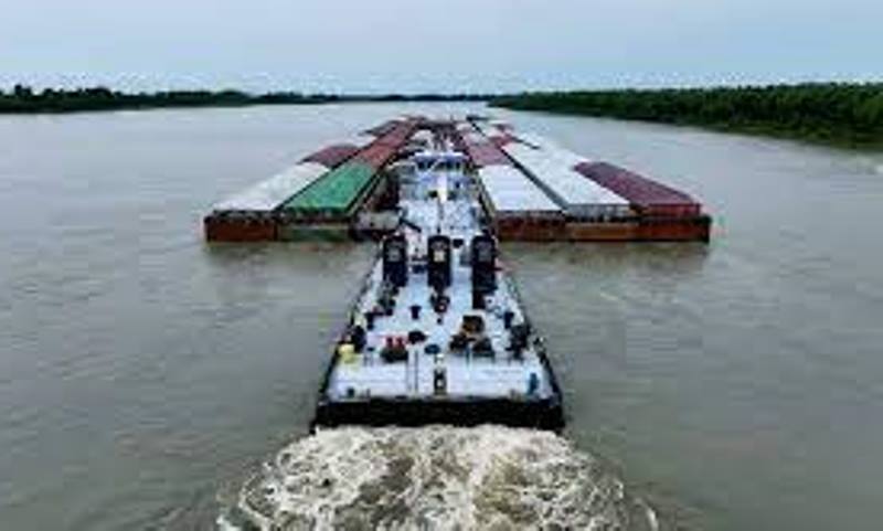 Designed in Goa, this largest US towboat can pull 56 barges at once ...