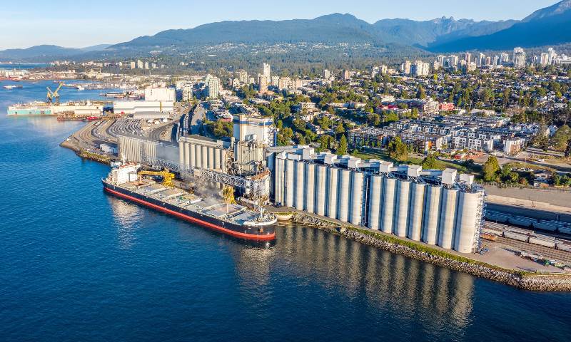 Quebec grain terminal changes hands - India Seatrade News